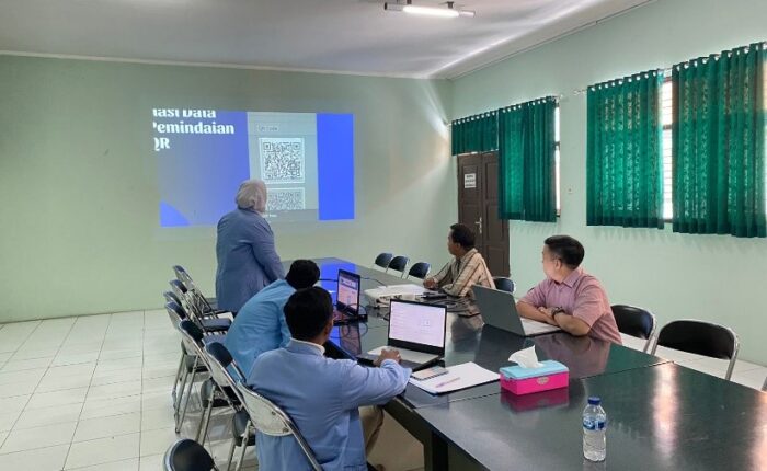 STMIK YMI Tegal - The Best For Future